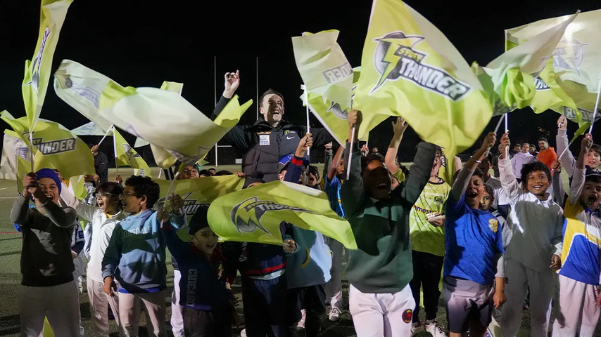 Ryan Hadley Returns to Sydney Thunder for BBL|15 with Heartfelt Western ...